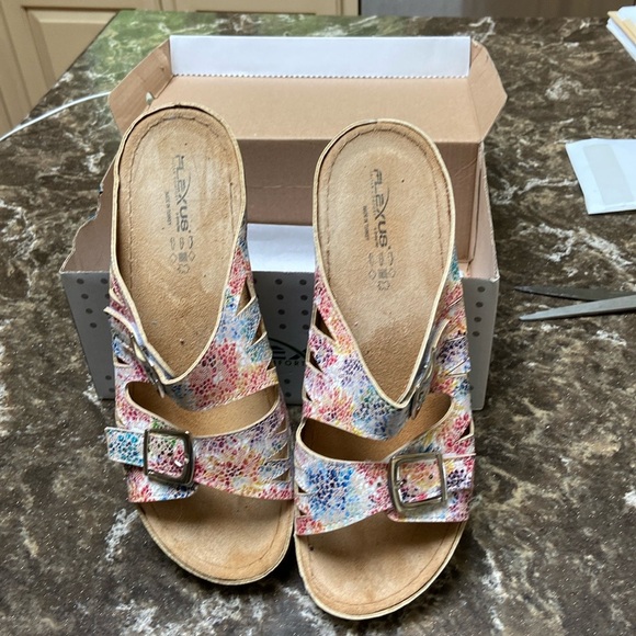 Spring Step | Shoes | Flexus Spring Step Sandals Sz 4 Euc Pink Multi ...